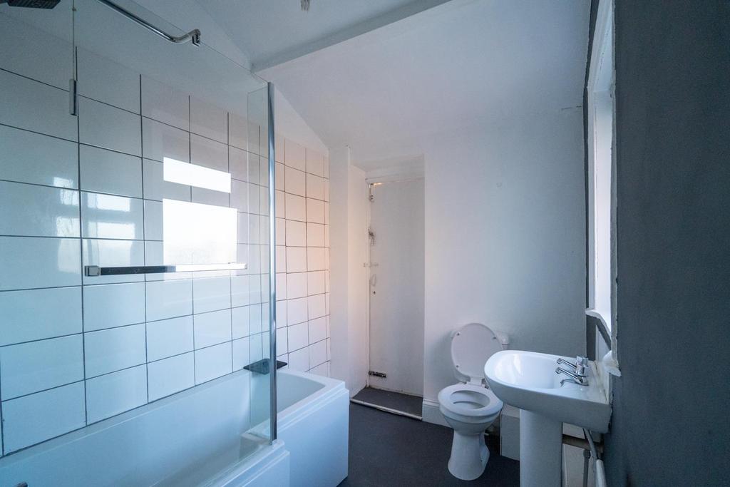 Castle View, Sunderland 2 bed flat - £425 pcm (£98 pw)