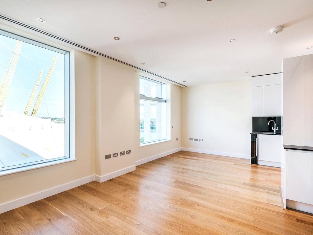 Arora Tower, 2 Waterview Drive, SE10 Studio - £1,192 pcm (£275 pw)
