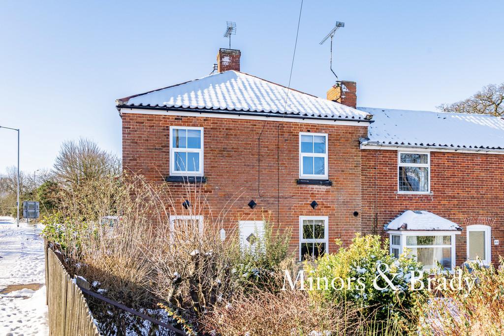 Norwich Road, Horstead 2 bed semi-detached house - £800 pcm (£185 pw)