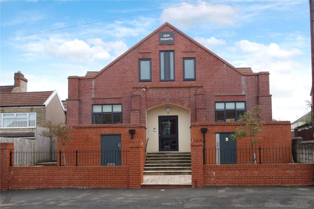 Zion Heights, Bedminster Down, BRISTOL, BS13 2 bed maisonette - £220,000