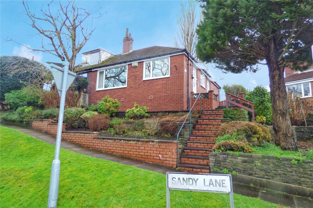 Sandy Lane, Middleton, Manchester, M24 2 bed semi-detached bungalow - £ ...