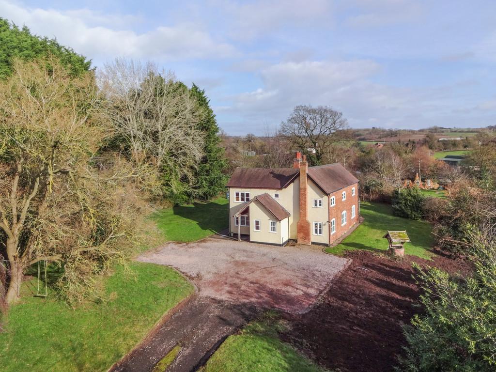 Lower Gambolds Lane, Finstall... 5 bed detached house - £895,000